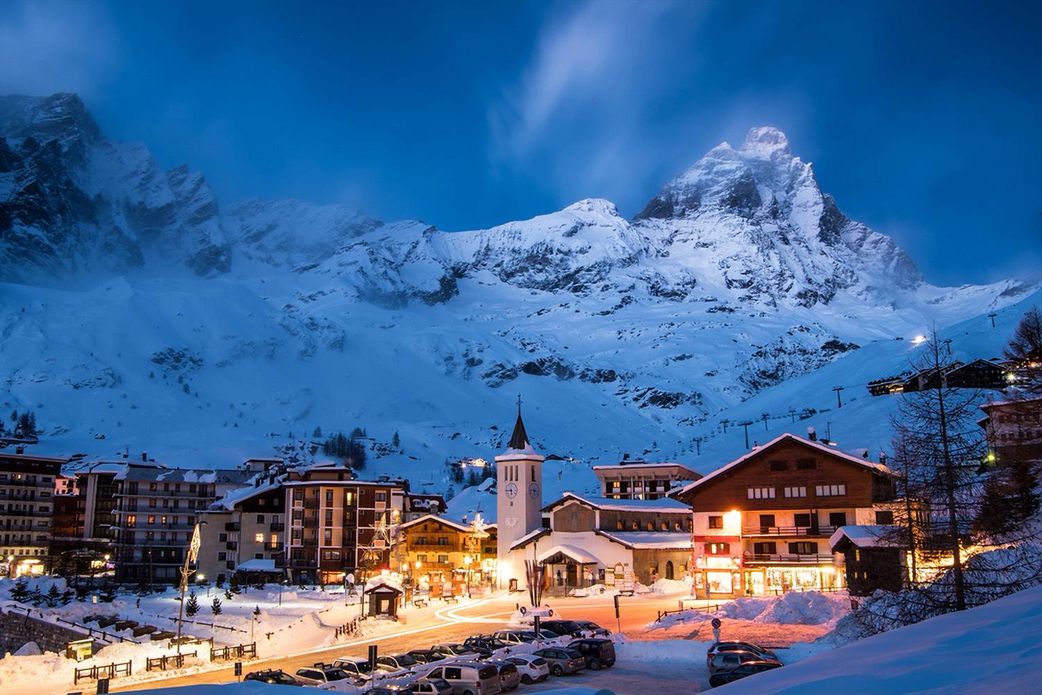 “How to Plan the Perfect Ski Trip to Cervinia, Italy (2025/26 Ultimate ...