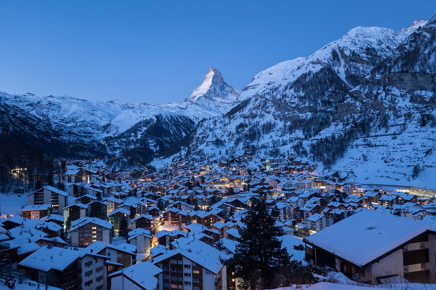 7 Prettiest Ski Resorts in Europe: Stunning Villages, Top Slopes ...