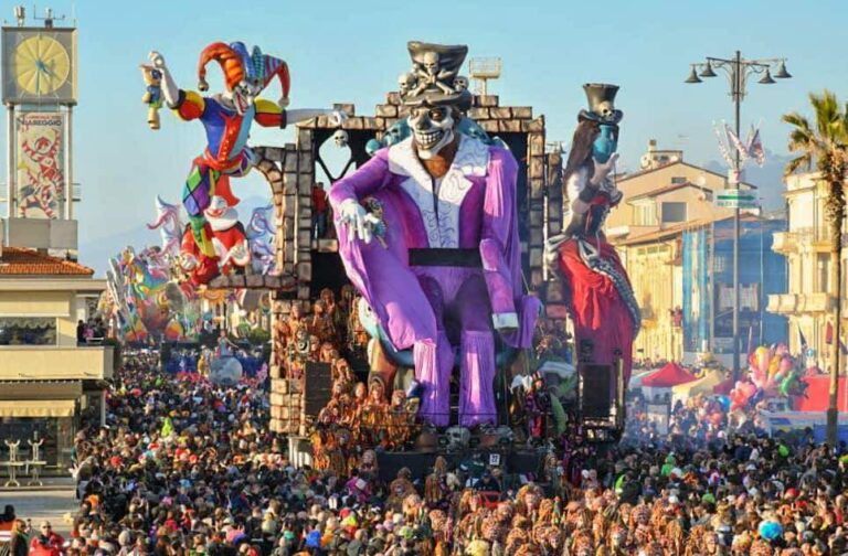 Tuscany in February: Weather, Carnivals, Winter Charm & Where to Stay ...
